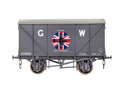 GW Standard 12t Van VE Day 80th Anniversary Airforce Wthrd ...