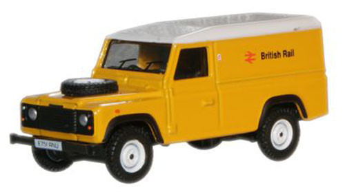 Land Rover Defender British Rail | TierneyModelRailway