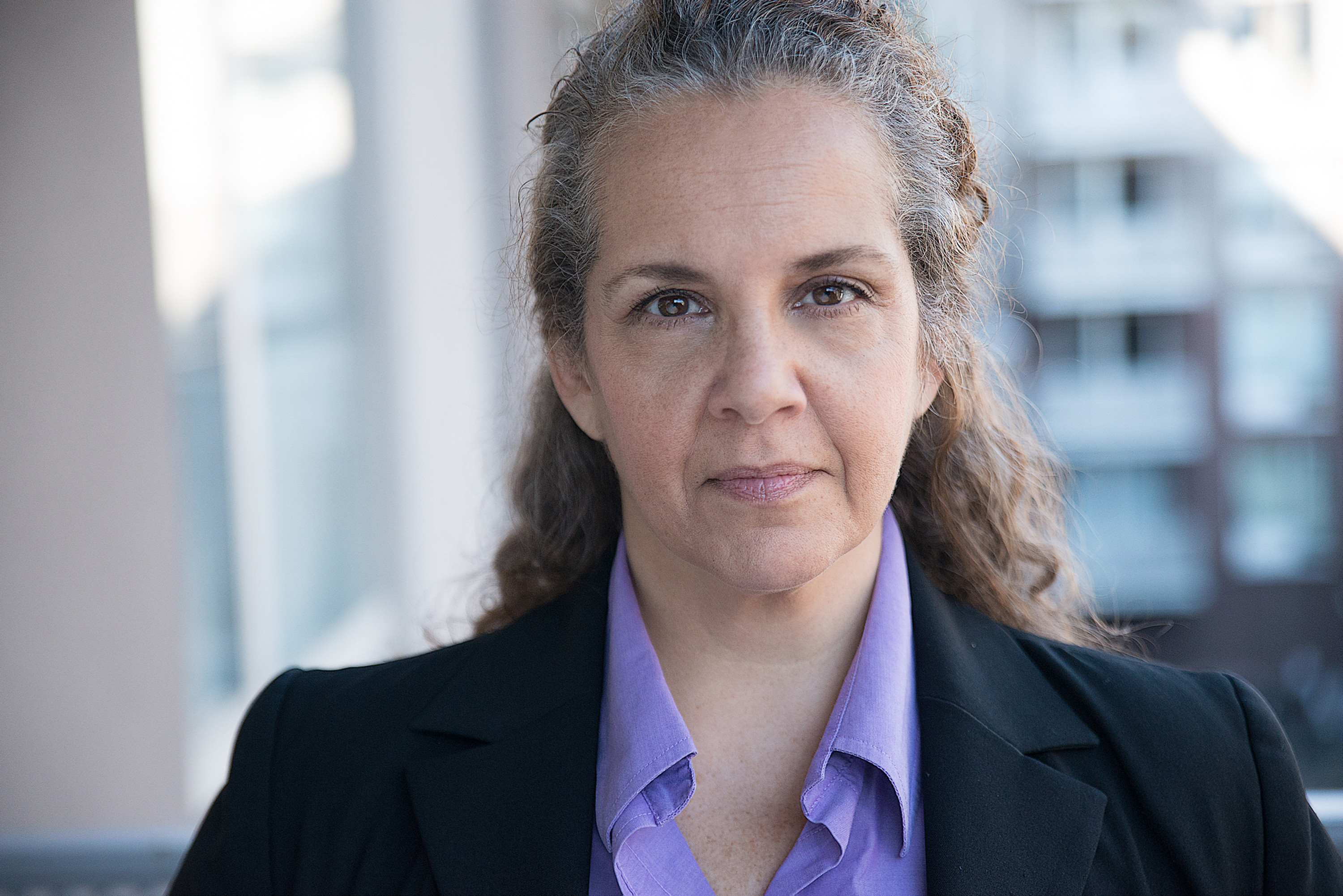 UIA Talent Agency | LISA DENNETT