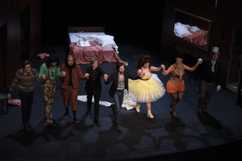 In Review: Askren lends "spirit and elegance" to "La scala di seta" at ...