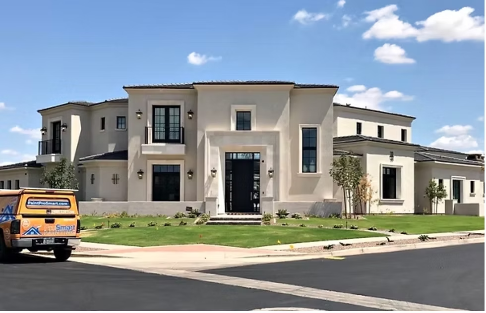 What Is the Best Color for Exterior Paint in Direct Sunlight?