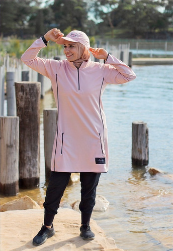 Pretty in Peach Zip Top | Mysite