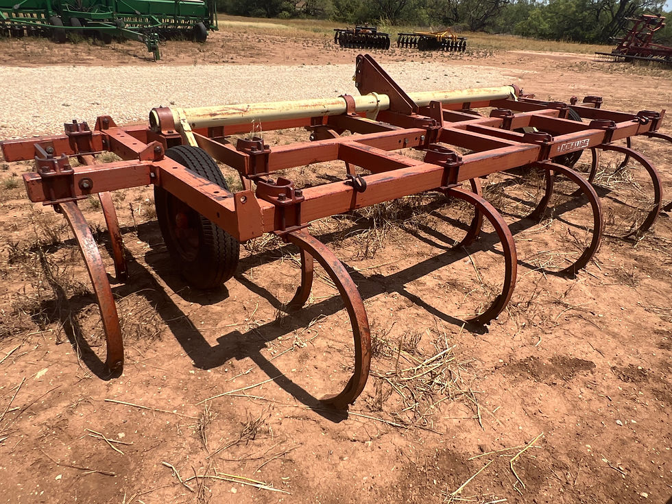 Chisel Plows & Field Cultivators | Isom Tractor