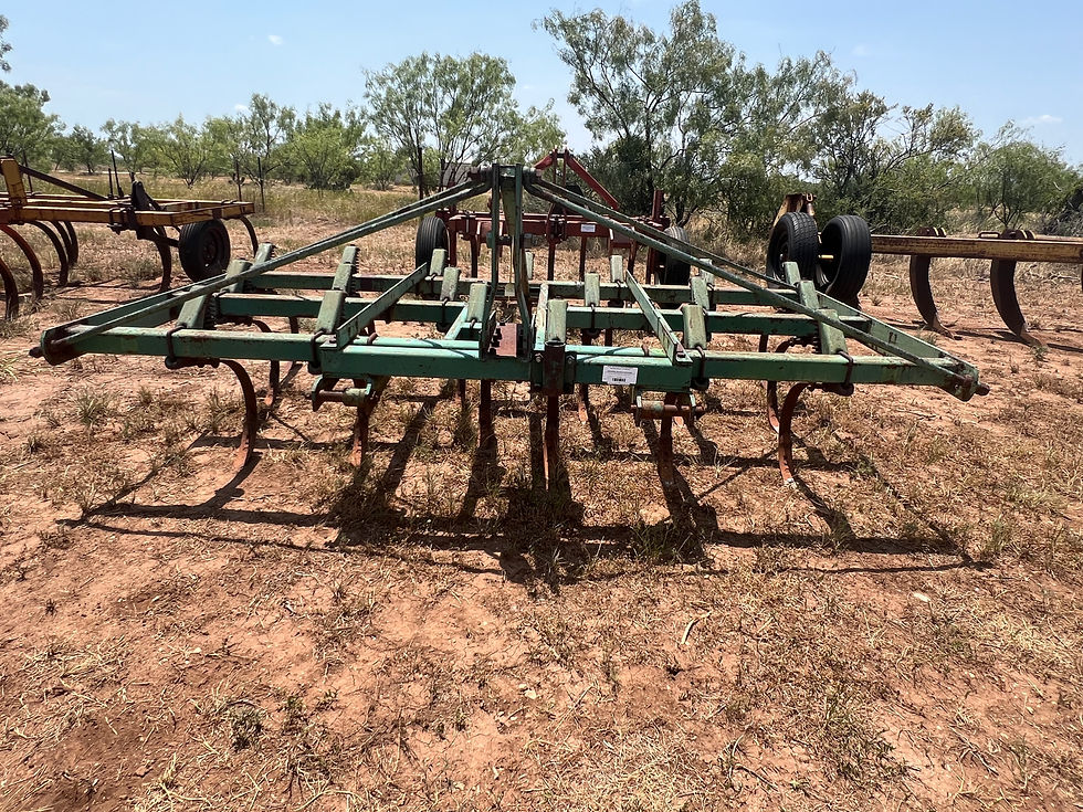Chisel Plows & Field Cultivators | Isom Tractor
