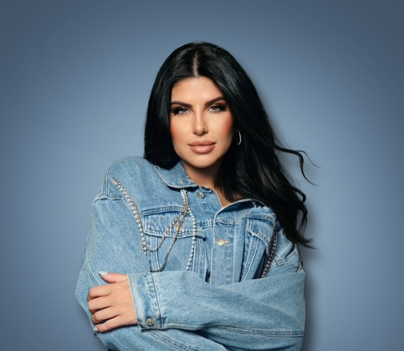 Hooche Featured Artist Alee, Edmonton, Canada