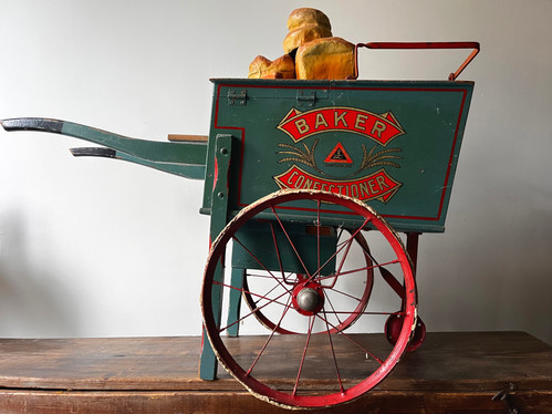 Original circa 1930s Triang Bakers Confectioner Wooden Childrens Cart ...