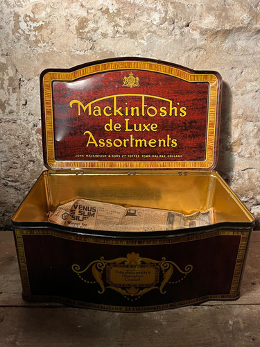 Mackintosh's Confectionery Tin | The Lucky Magpie