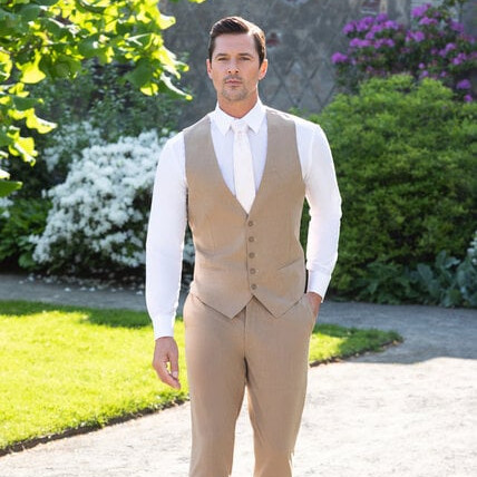 Essential Suit Vest | Collins Clothiers