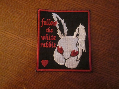 follow the white rabbit patch | lynnsembroidery