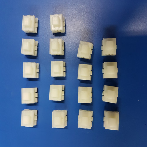 Mercedes W124 Door Moulding Clip Early – 1990 Kit - 124 988 04 78 ...