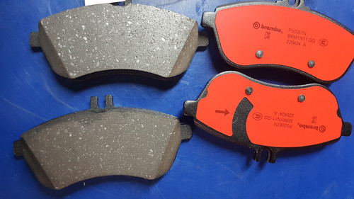 Mercedes W204, W207 & W212 - Front Brake Pad set - 005 420 08 20 ...