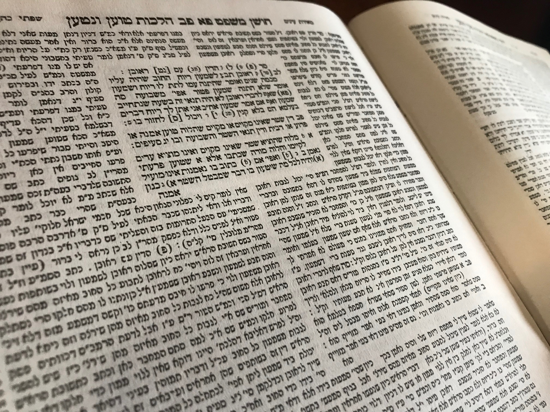 Walkin Library | Hovadia