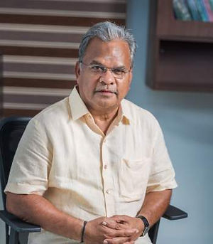 About Scholar Spectra: Empowering Students for Success in NEET & JEE Exams