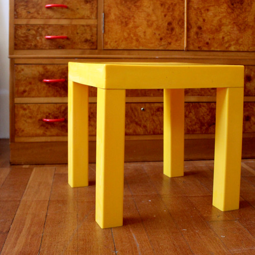 Spaceage Yellow Side Table | Vessel Vintage