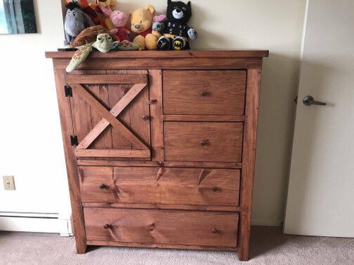 Amish Wide Barn Door Dresser | Lucan Architectural