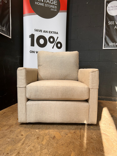 Multiyork Accent Chair | vintagehomestores