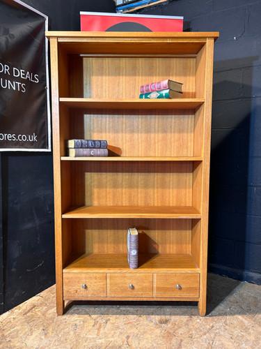 NEXT Oak Bookcase | vintagehomestores