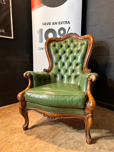 Rococo Style Armchair Chic Chesterfield Leather A | vintagehomestores