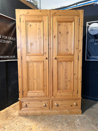 Traditional Farmhouse Wardrobe in solid Pine | vintagehomestores