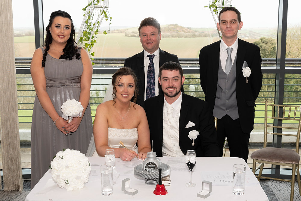 Your key questions answered about what a Wedding Celebrant is and what ...