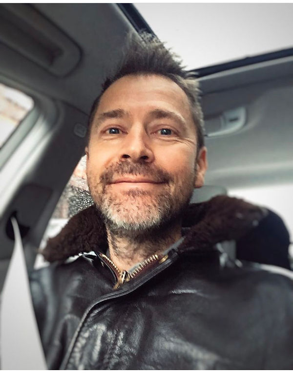 One Armed Guitarist | Xander and the Peace Pirates