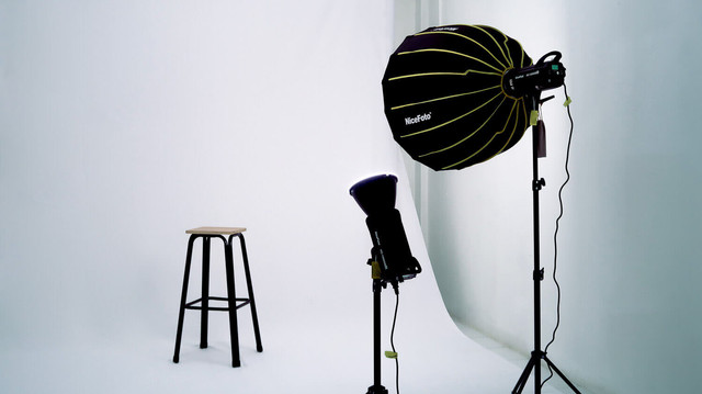 Lumpini Photo Studio: Top photo service & rent in Bangkok