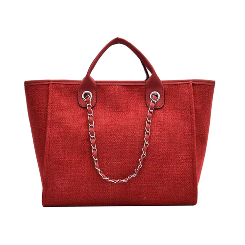 Travel Bag in Red | 213 Carolina