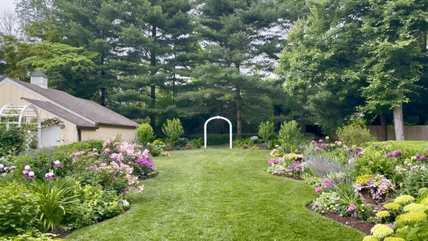 Tips for All-Season Color: Convertible Containers