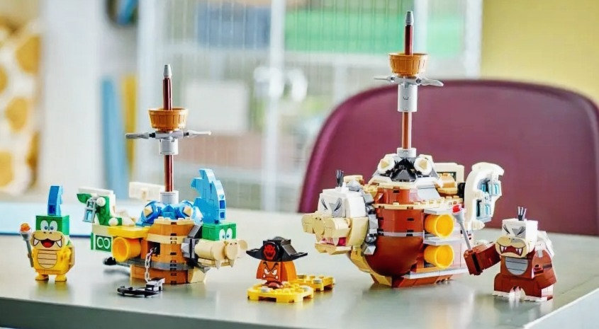 LEGO Super Mario 71427 Larry's & Morton's Airships Expansion Set ...