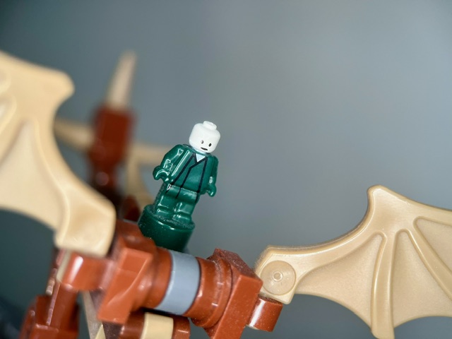Apexel 3-in-1 Macro Lens: The Perfect Introduction to LEGO Minifigure ...