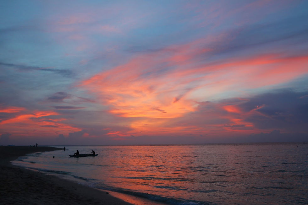 Golden Hour Glory: Basking in the Beauty of Boracay's Sunset