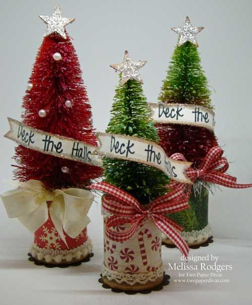 15 Vintage Treasures To Never Pass Up for Christmas Decorating