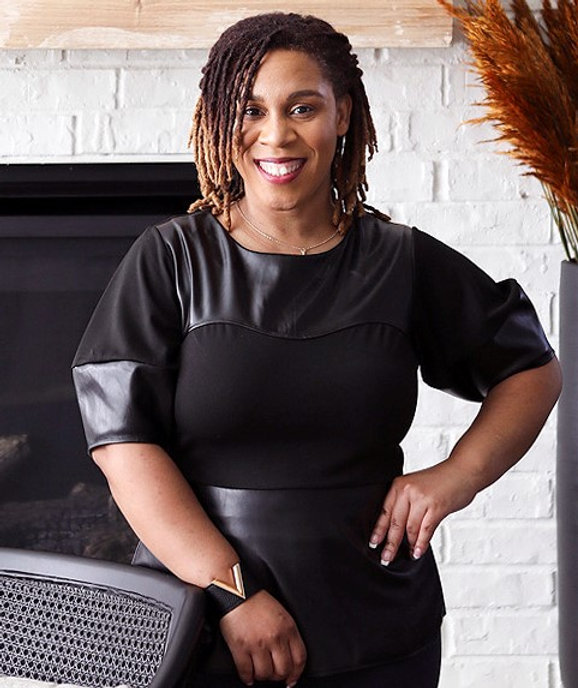 Veronica Makes History!