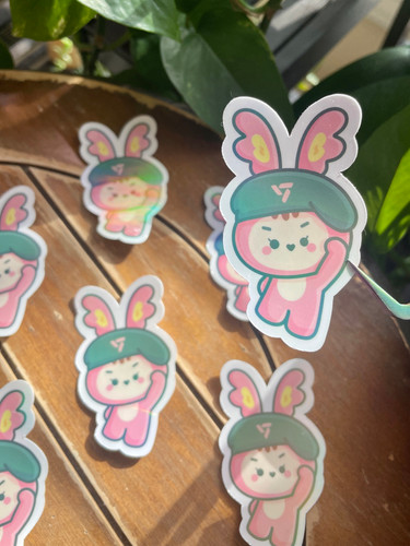 Seventeen Jeonghan Military Toram sticker | Instadraw