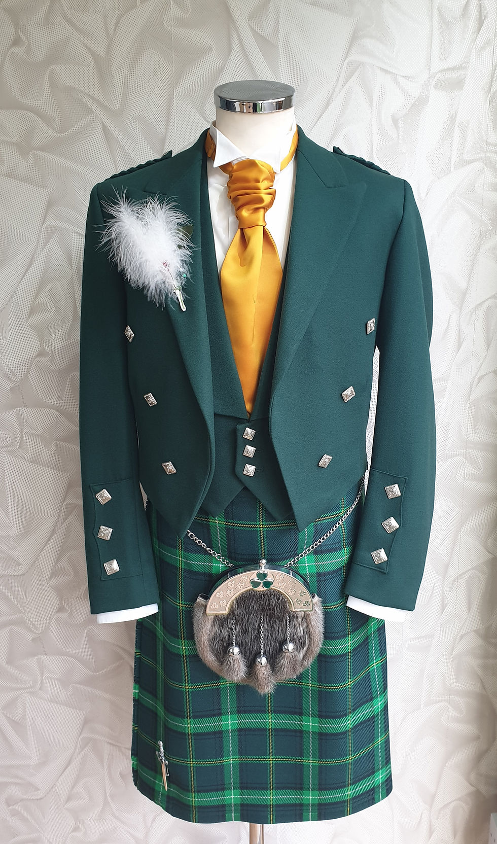 (HIRE) : FULL HIGHLAND DRESS KILT OUTFIT INSPIRED BY CELTIC TARTAN ...