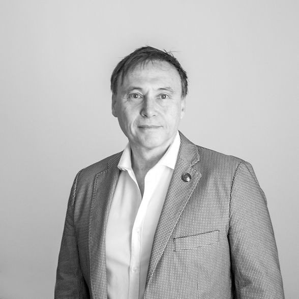 About | Halliday Forfaiting