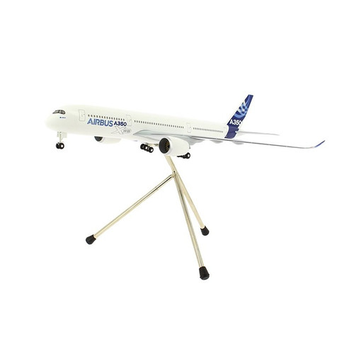 A350 XWB 1:200 plastic model | VICMODEL