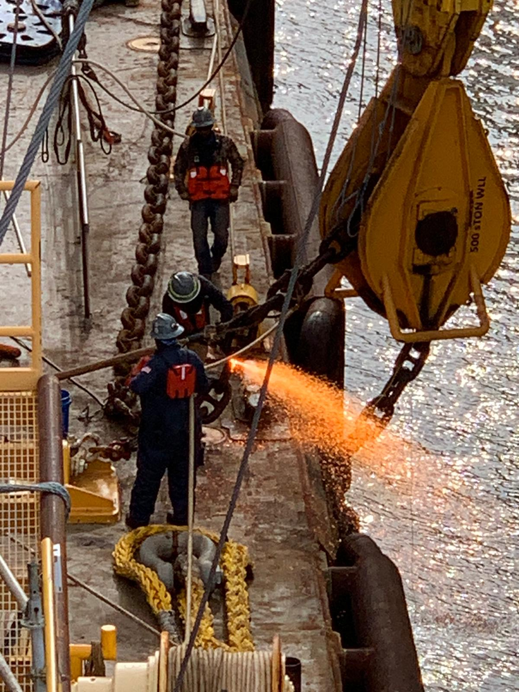 Golden Ray Salvage Team Begins Second Hull Cut