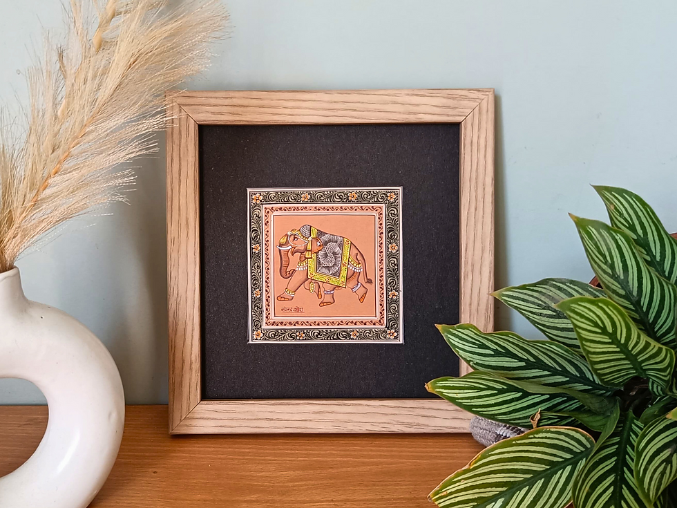 Sesum Wood Pen Stand | Palkhi