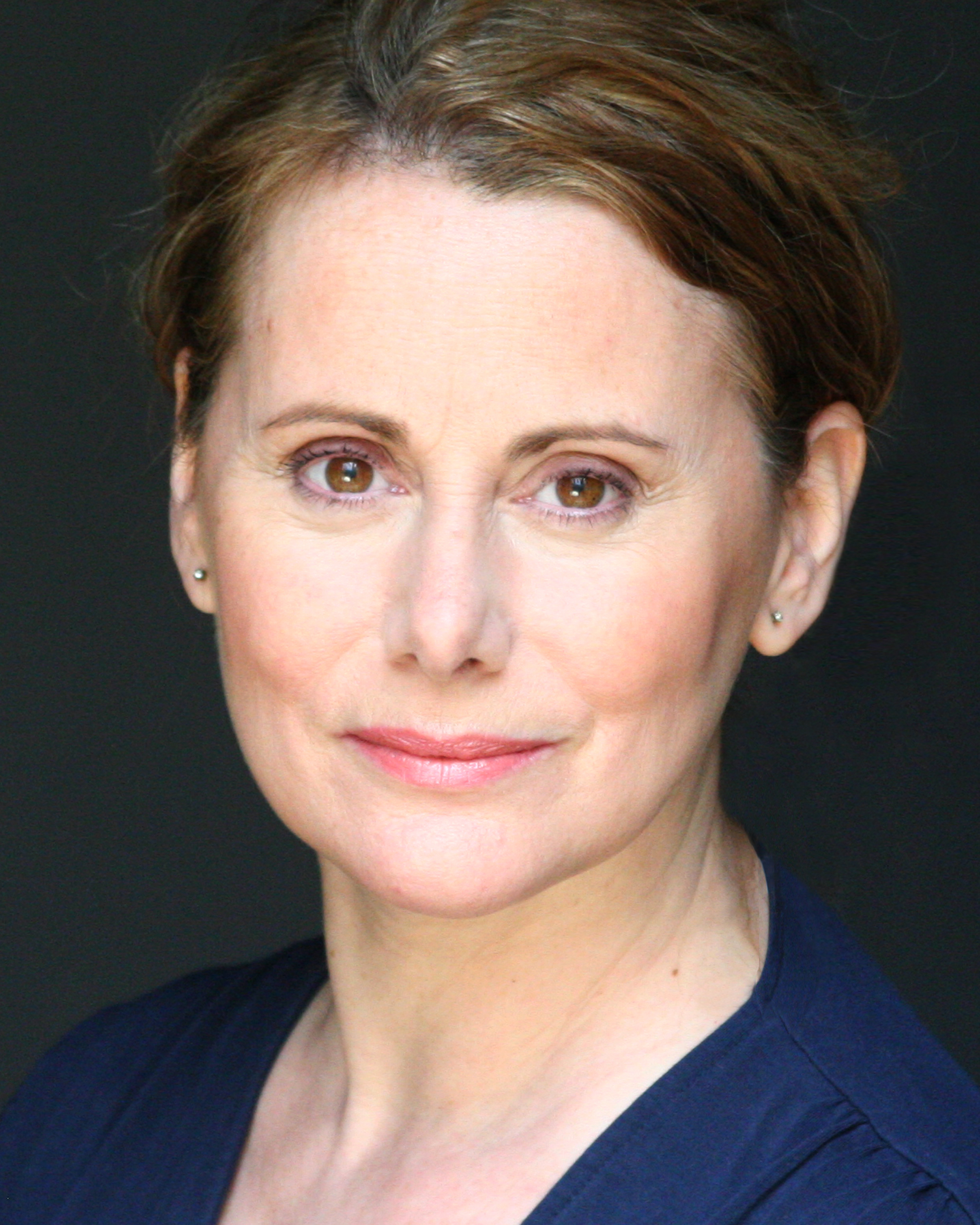 Ruth Curtis headshots