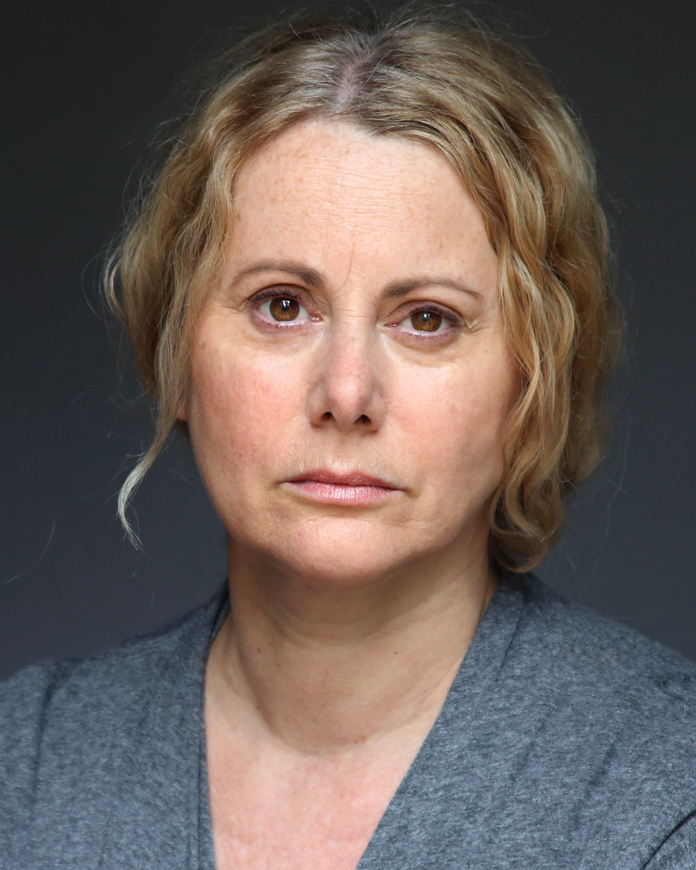 Ruth Curtis headshots