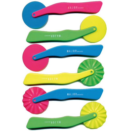 Straight and Zig-Zag Plastic Cutter Wheels for Dough | EA Products