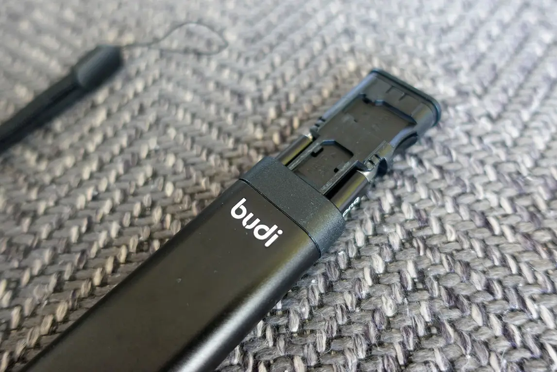 해외 여행할 때 다용도로 사용할 수 있는 버디 다기능 스틱 (Budi 9in1 Multi Functional Cable Stick) 사양 및 리뷰, 사용 후기