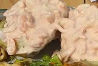 Prawn Marie Rose Jacket Potato | Nikkis Eats & TreatsHarlow