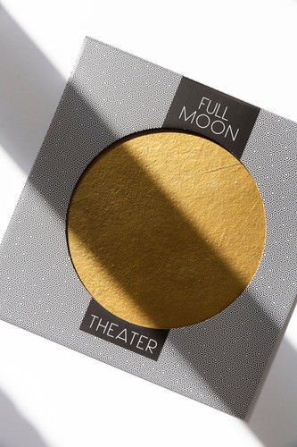 Full Moon Theater | Silhouelle