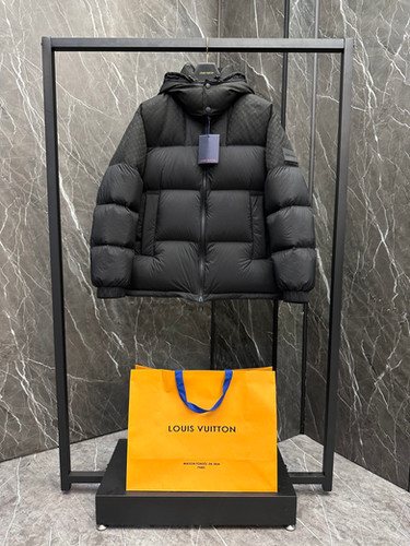 LOUIS VUITTON WINTER JACKET | Vlixco