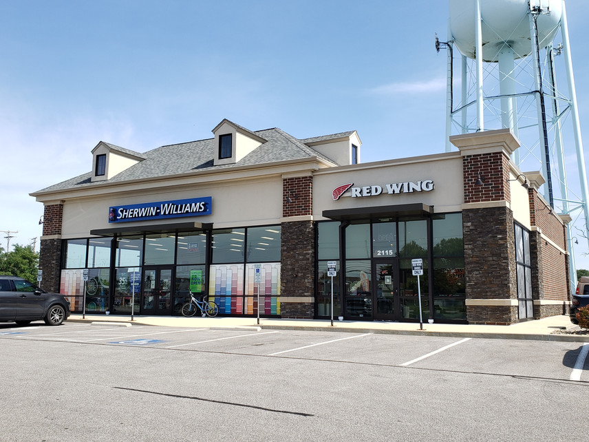 SHERWIN-WILLIAMS & RETAIL