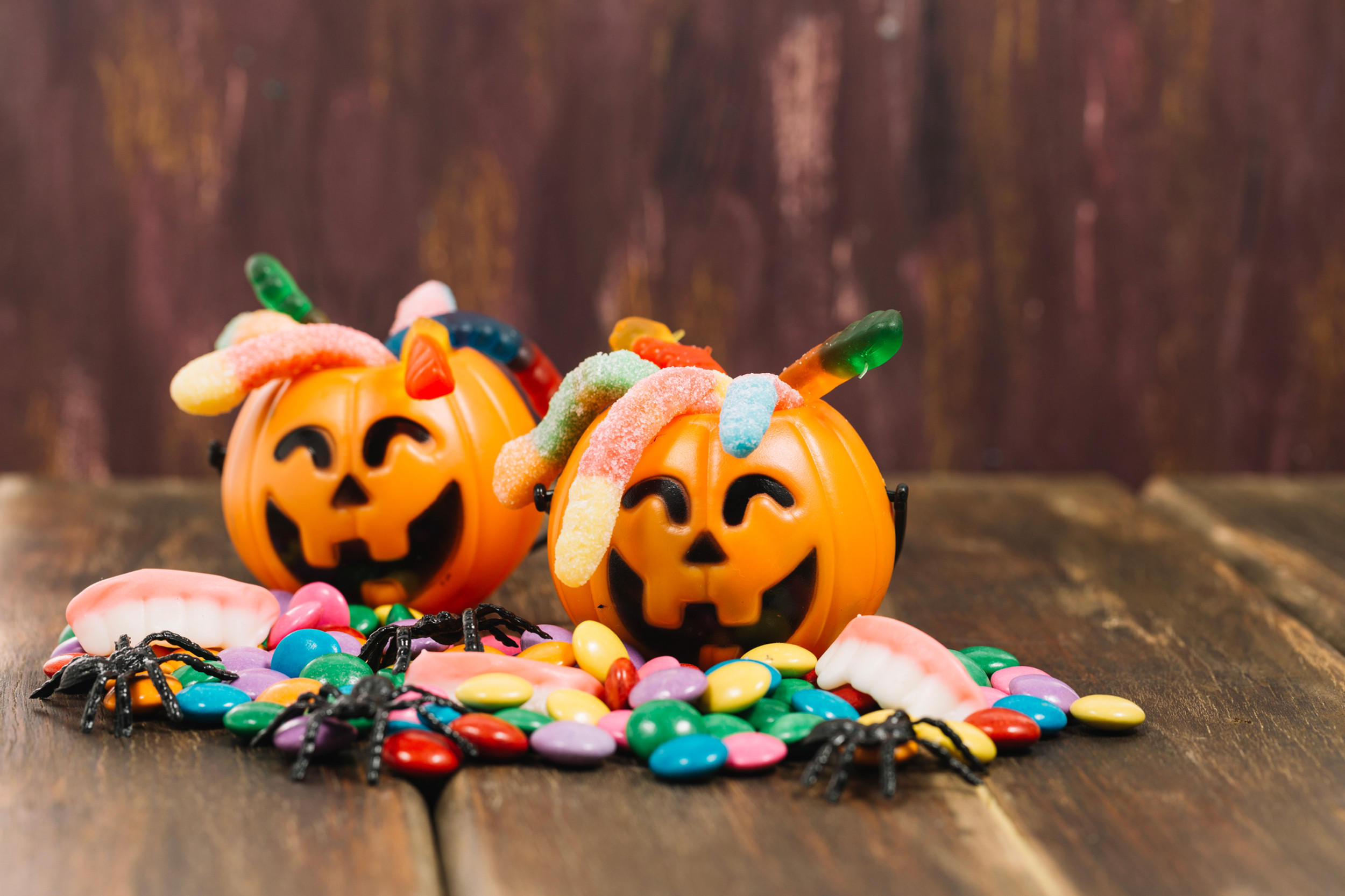 Spooky Alley Returns for a Night of Family Fun Outside Welches' Thriftway