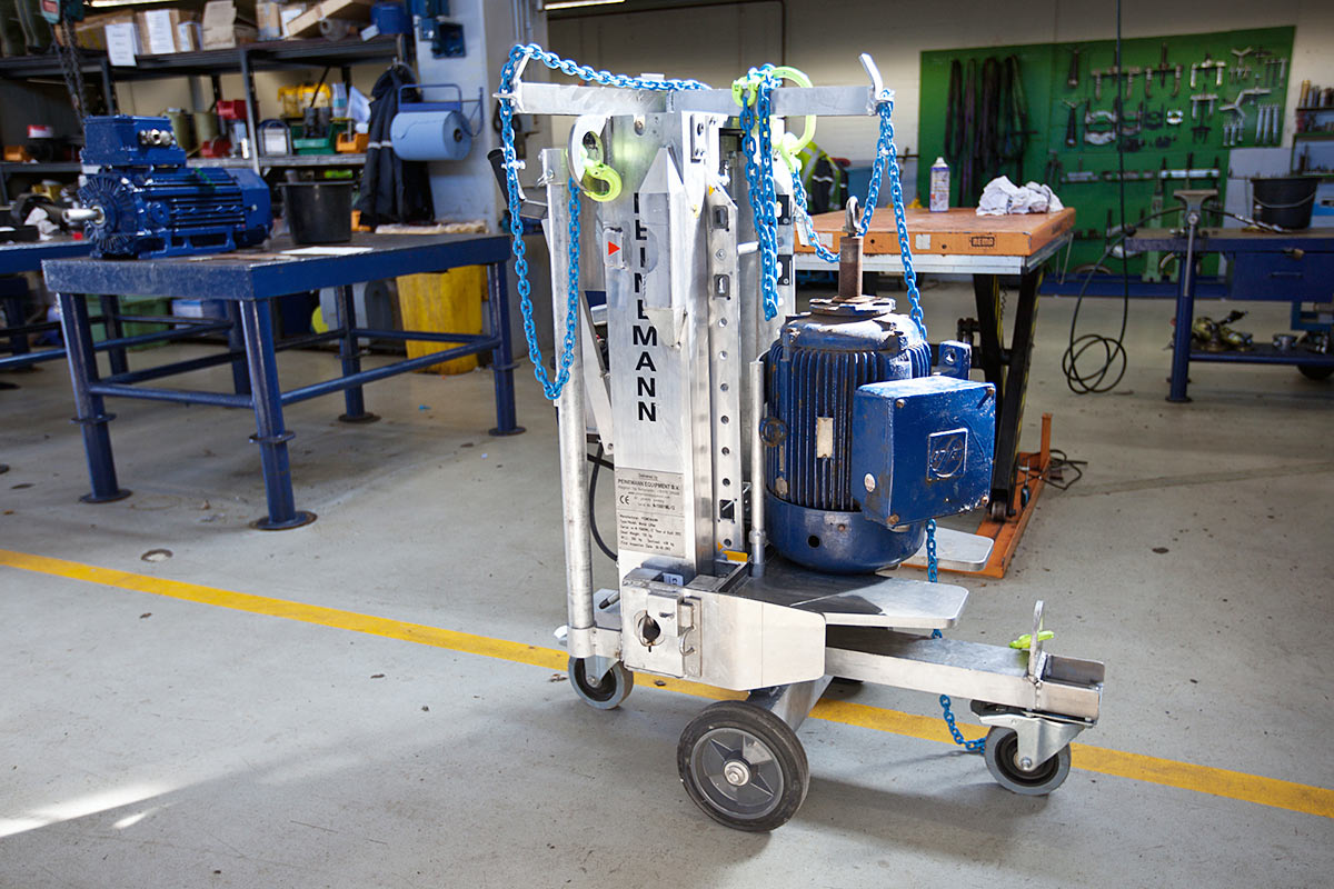 ELEVADOR DE MOTOR| MOTOR LIFTER | PEINEMANN EQUIPMENT