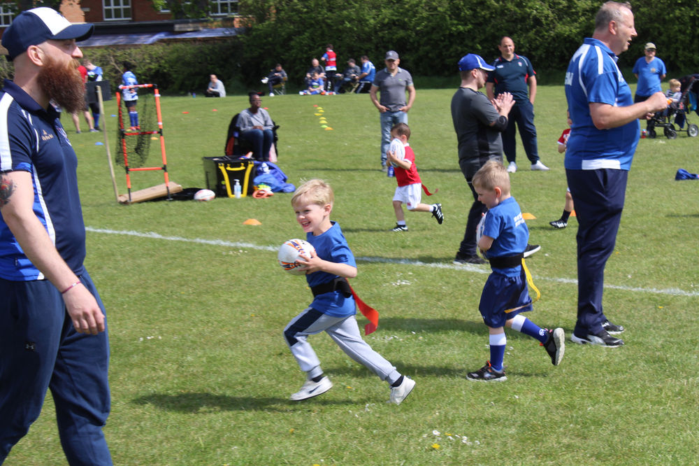 Bexley Rugby - Are you between 3-14? Come join us and give a rugby try!